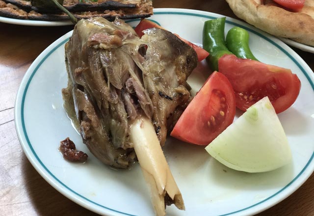 Kuzu incik tarifi - Kuzu incik nasıl yapılır? - Kuzu incik tandır ...